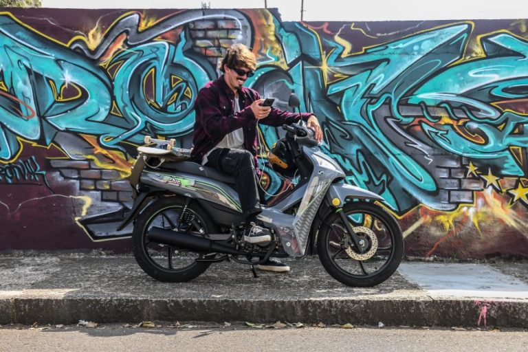 Zanella ZB y DUE: renovación total con versiones 125 | Motodinamia